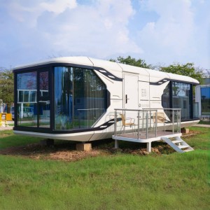 Capsule House